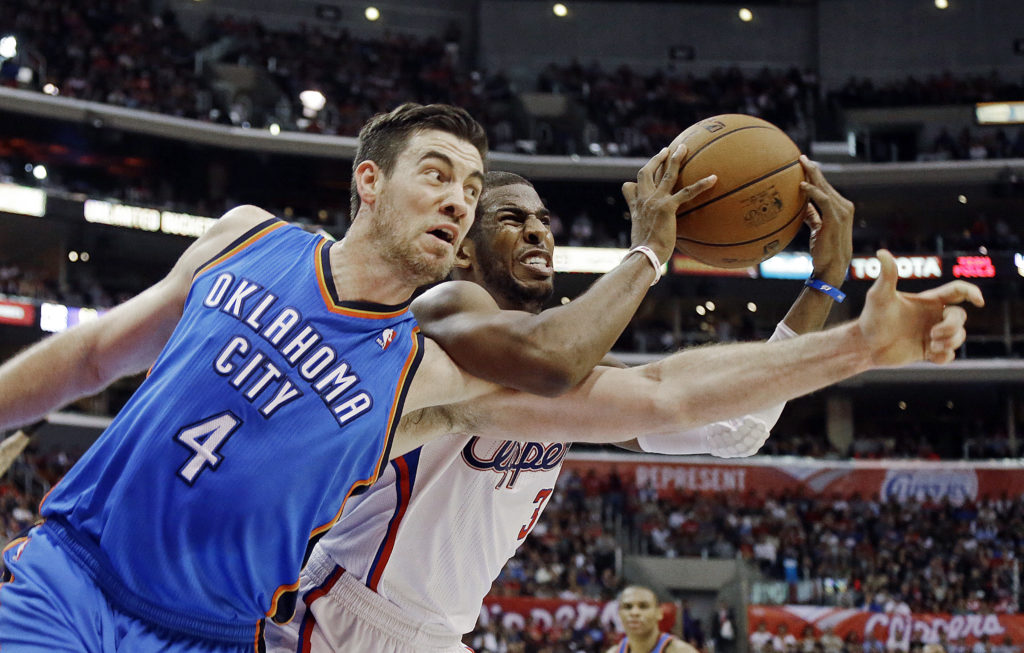 'Hawks in the NBA | In few minutes, Nick Collison does little things ...